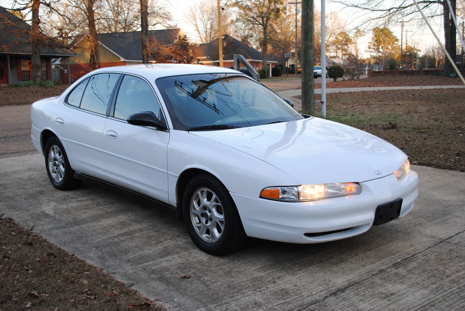 2002 Oldsmobile Intrigue GX 0-60 Times, Top Speed, Specs, Quarter Mile ...