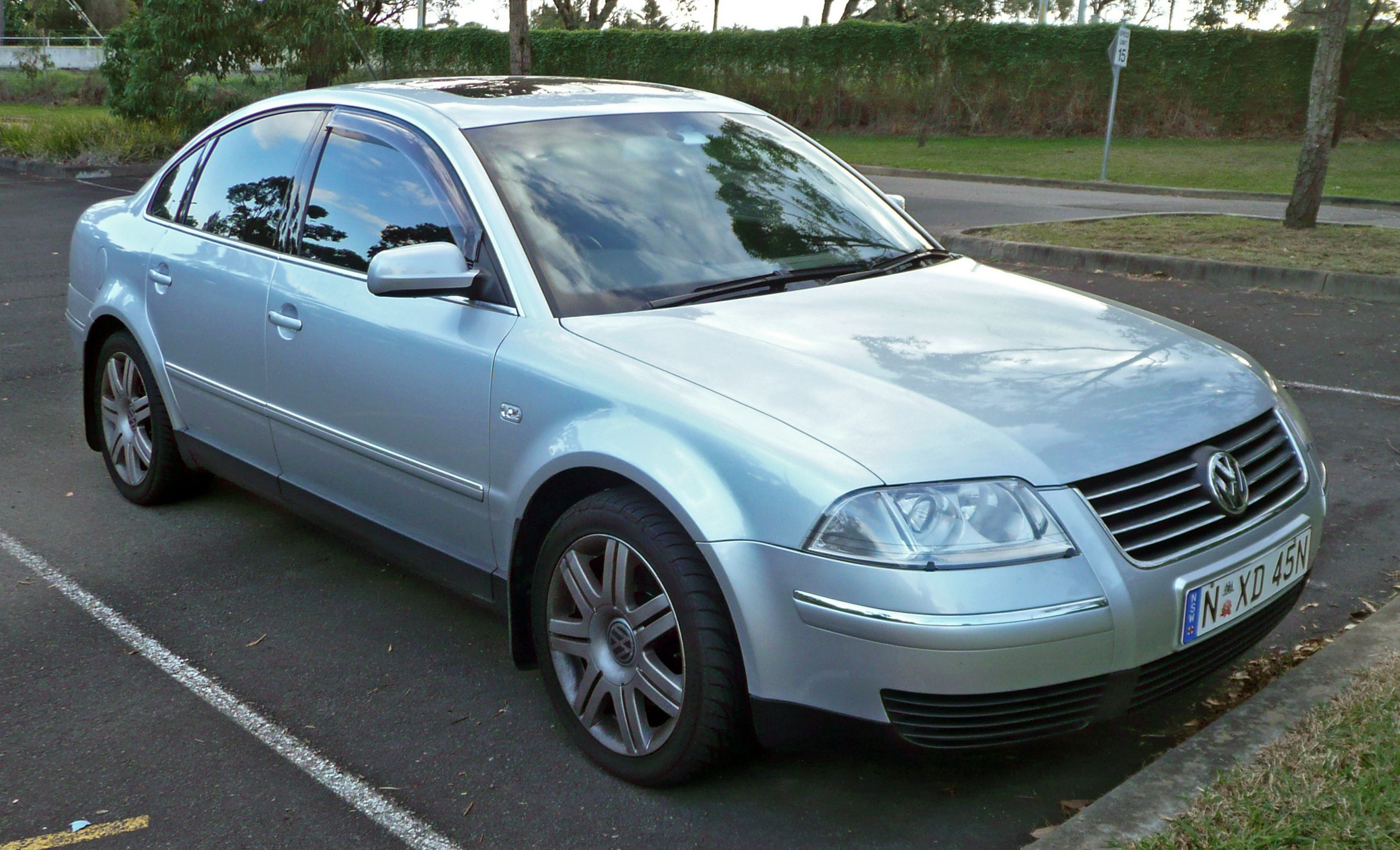 2005 Volkswagen Passat Wagon GLX 0-60 Times, Top Speed, Specs, Quarter ...