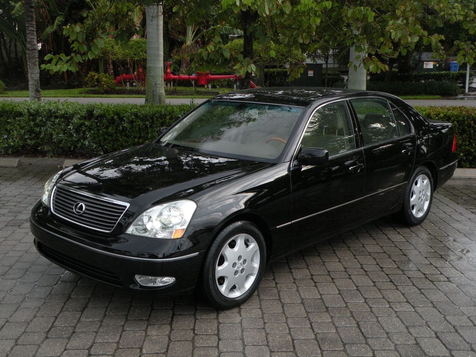 2004 Lexus LS 430 0-60 Times, Top Speed, Specs, Quarter Mile, and ...