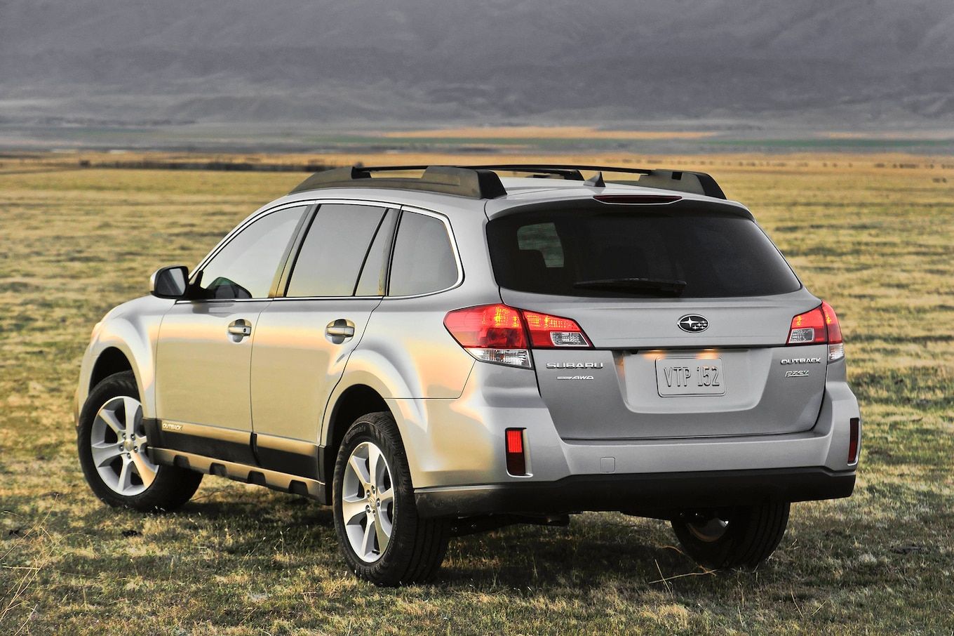 2014 Subaru Outback 2.5i Convenience 0-60 Times, Top Speed, Specs ...