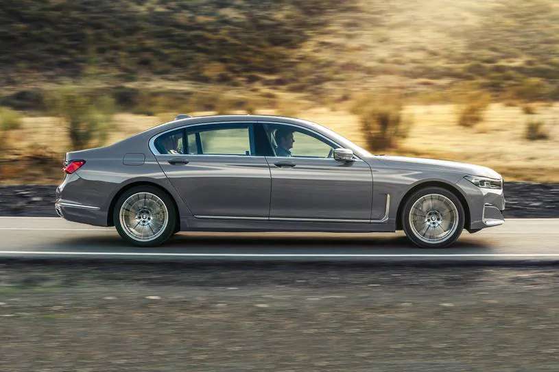 2022 BMW 7 Series 2022 BMW 7 Series 740i 0-60 Times, Top Speed, Specs ...