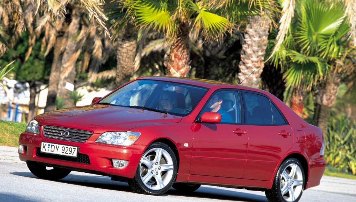 2004 Lexus IS 300 SportCross 0-60 Times, Top Speed, Specs, Quarter Mile ...