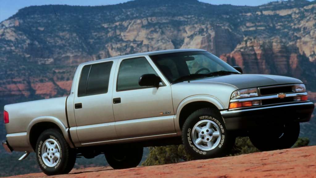 2002 Chevrolet S-10 4wd-extended-cab LS 0-60 Times, Top Speed, Specs ...