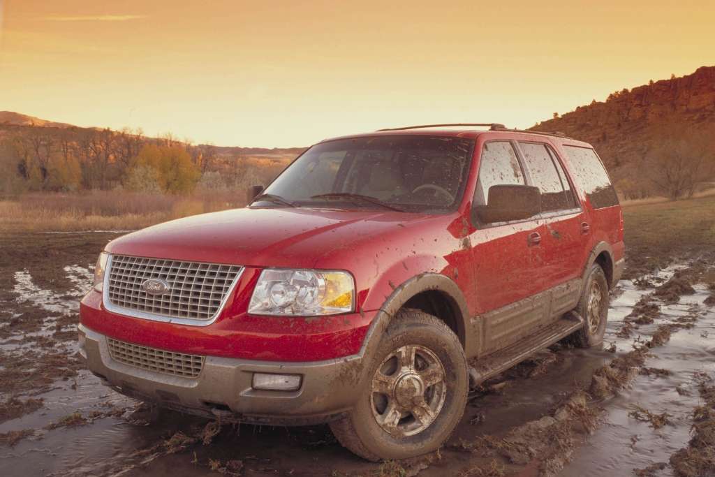 2005 Ford Expedition Limited 0-60 Times, Top Speed, Specs, Quarter Mile ...