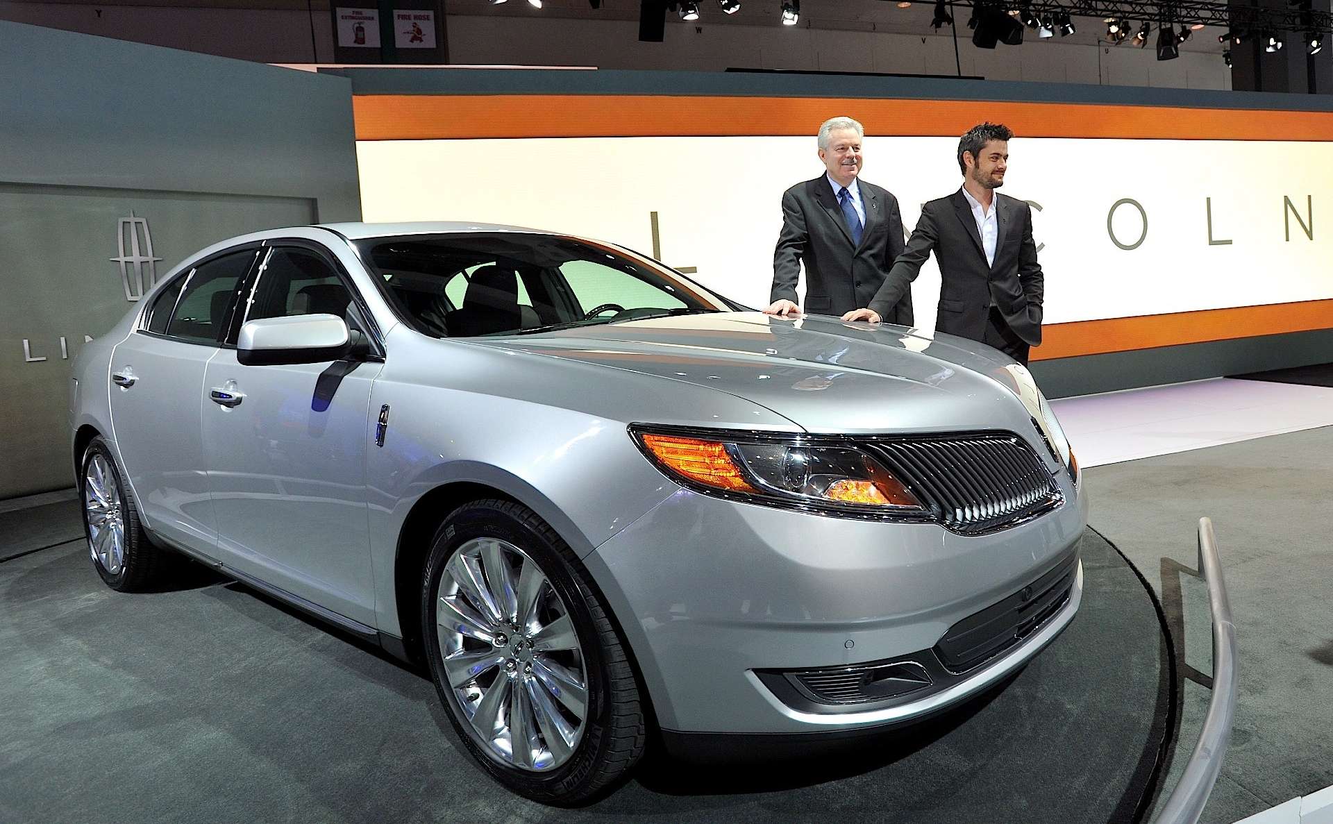 2015 Lincoln MKS AWD 0-60 Times, Top Speed, Specs, Quarter Mile, and ...