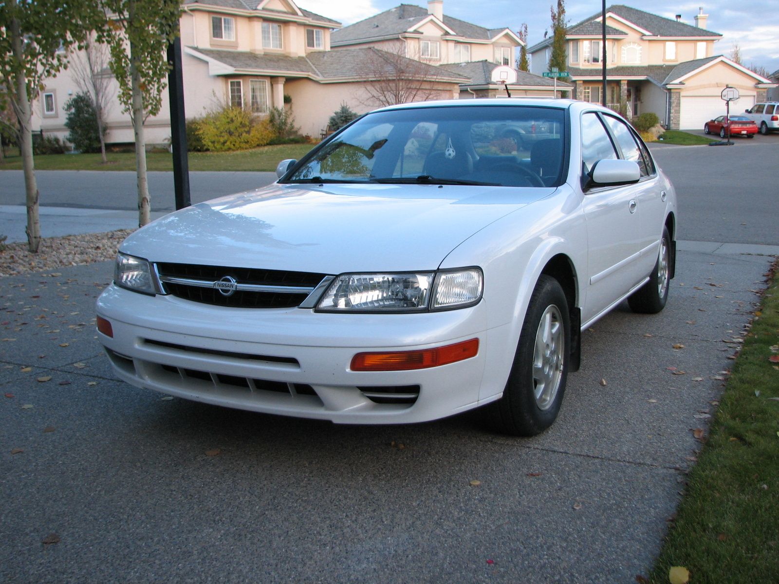 1997 Nissan Maxima GLE especificaciones, colores, 0-60, 0-100 ...